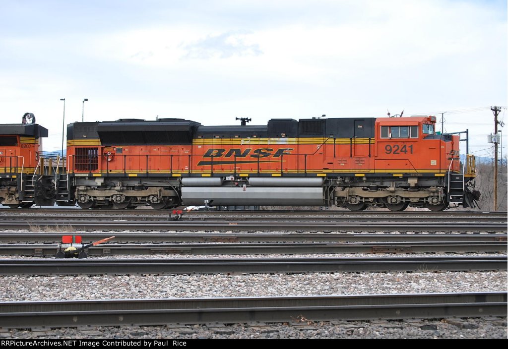 BNSF 9241